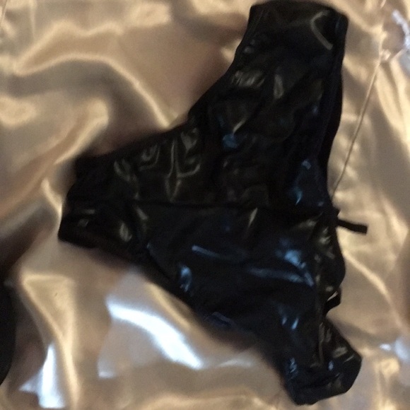 Magic Silk | Intimates & Sleepwear | Magic Silk Exposed 2pc Lingerie ...